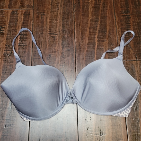 Victoria's Secret | Intimates & Sleepwear | Victorias Secret Bra 34dd ...